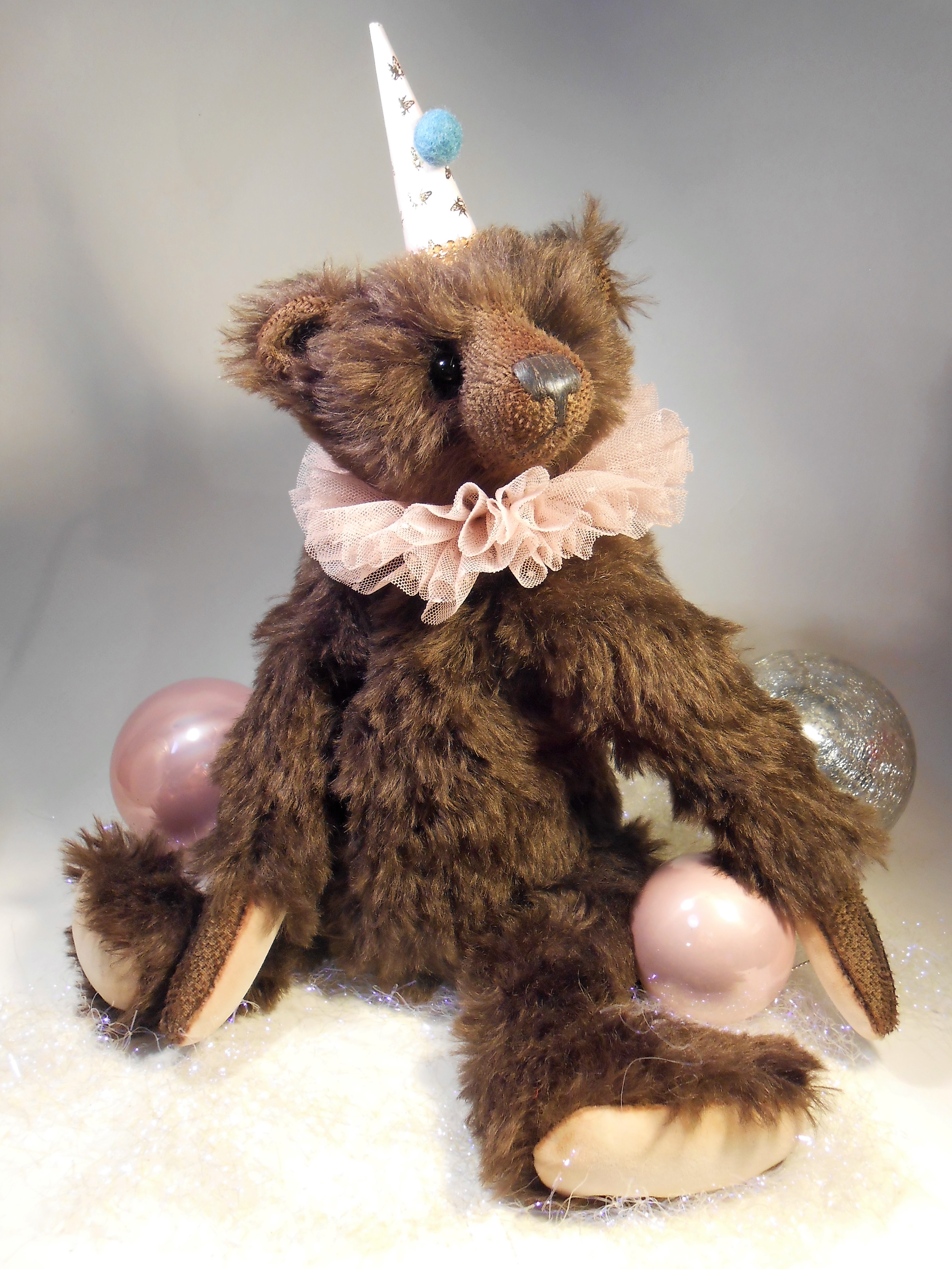 Traditional & Costume Bears – Samantha-jane Bears and Scallycats